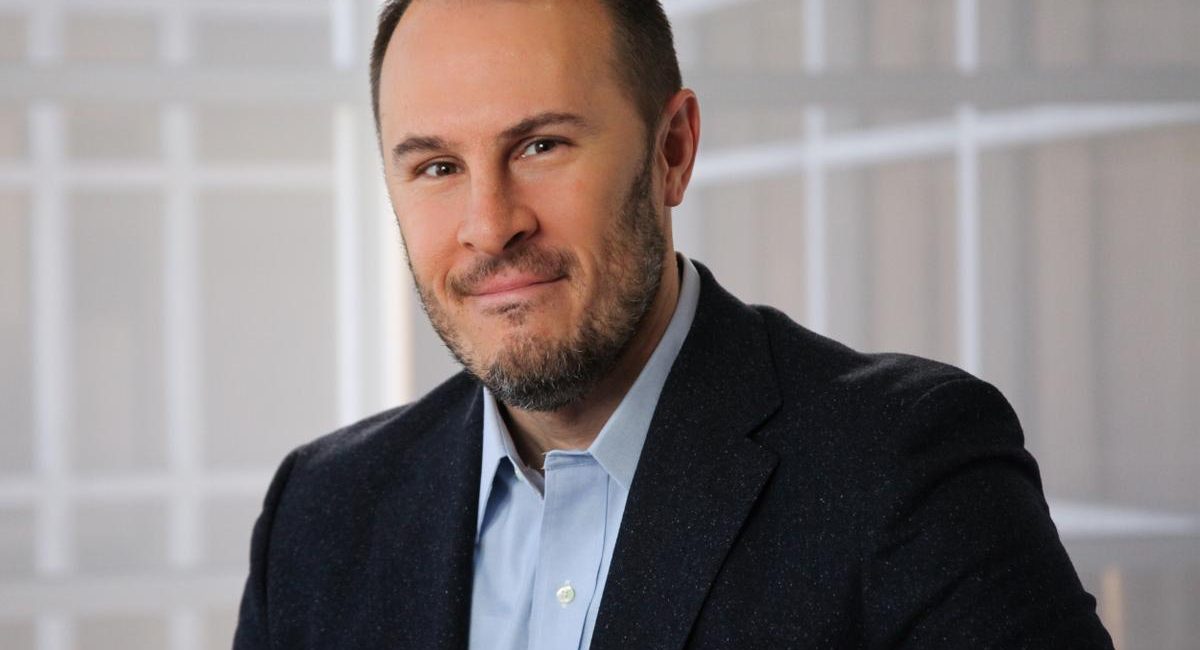After Acquiring Symphony Ventures, Sykes Names Ian Barkin as Chief ...
